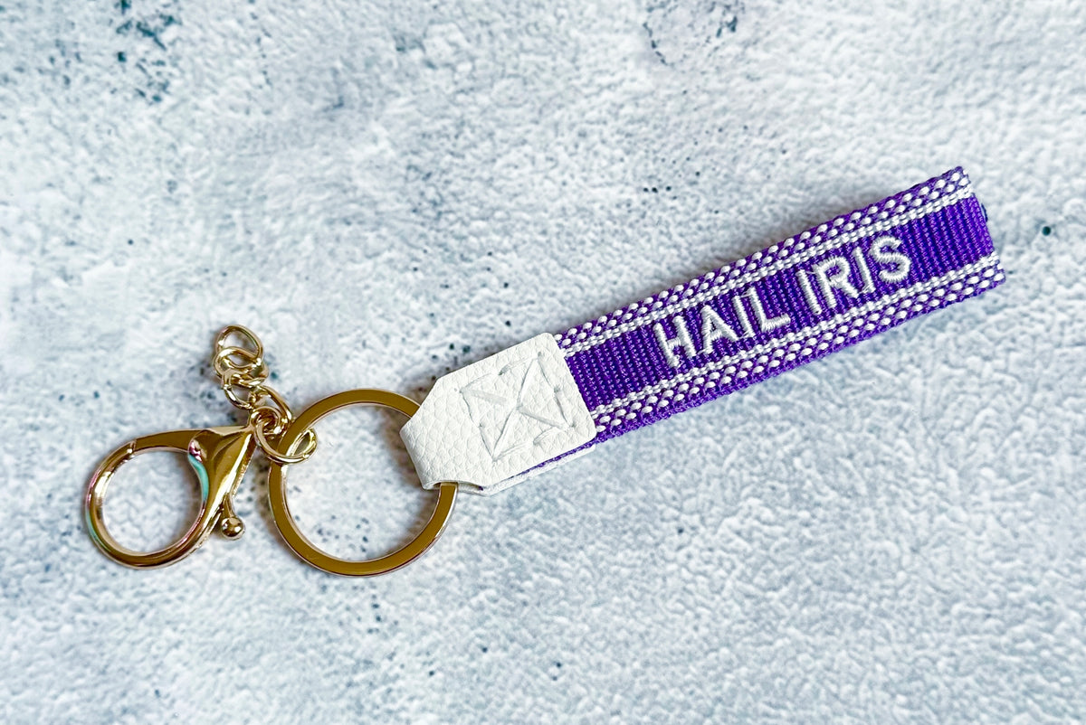 Iris Keychain – Sandy + Rizzo